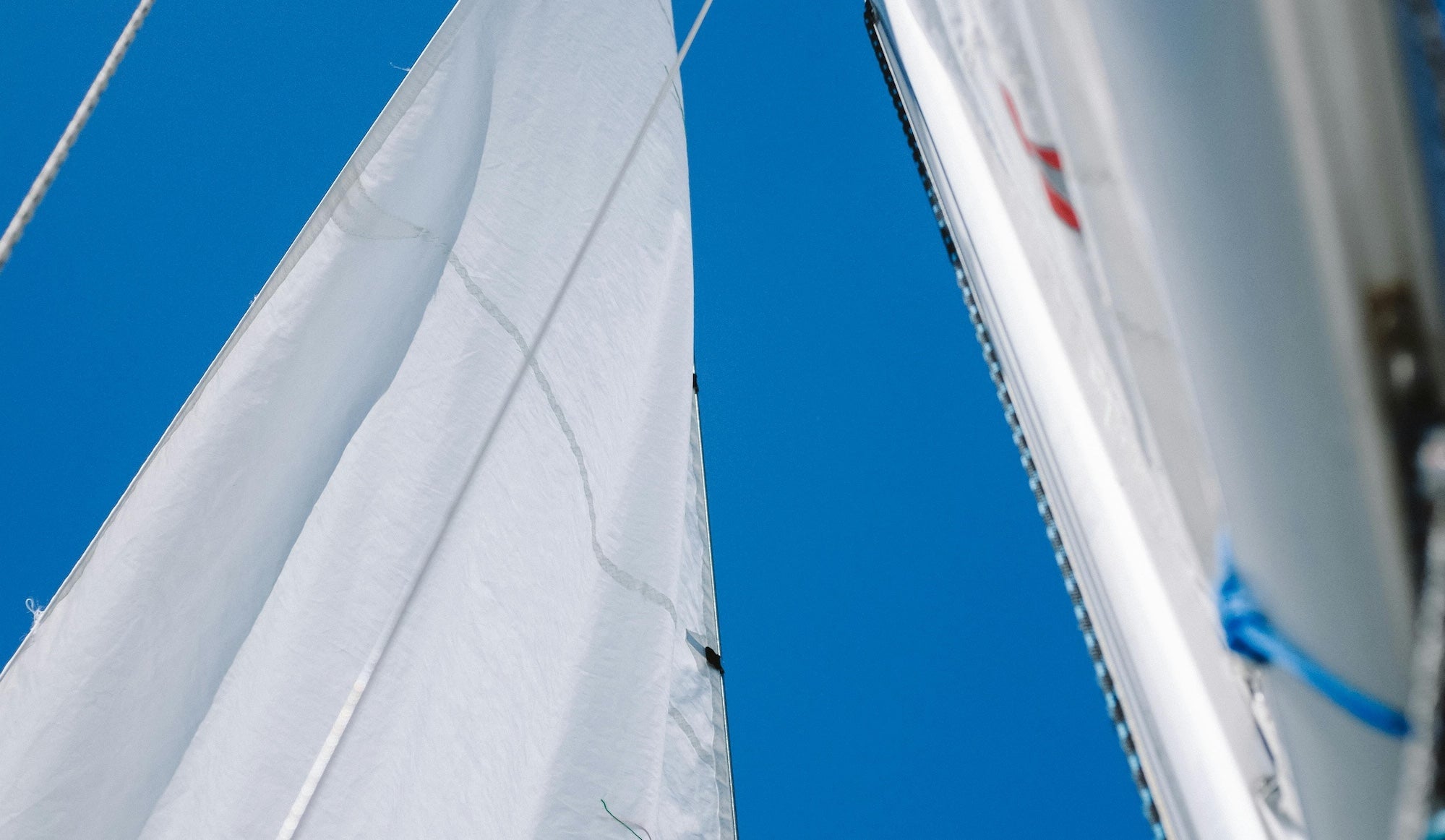 ♻️ ZEILEN OPSTUREN – Setting Sails